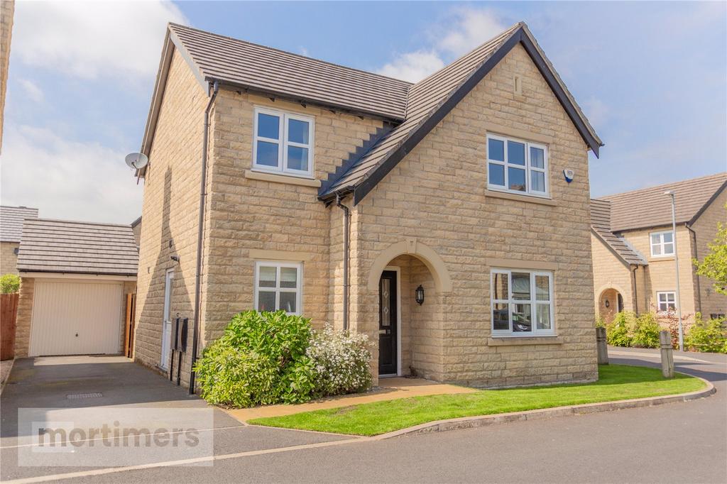 Berkeley Square, Clitheroe... 4 bed detached house - £395,000