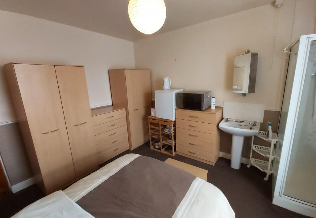 Terry Street, York YO23 Bedsit to rent - £450 pcm (£104 pw)