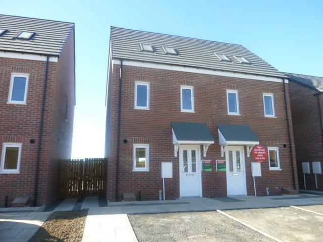 Alnwick Way, Amble 3 bed semi-detached house - £695 pcm (£160 pw)