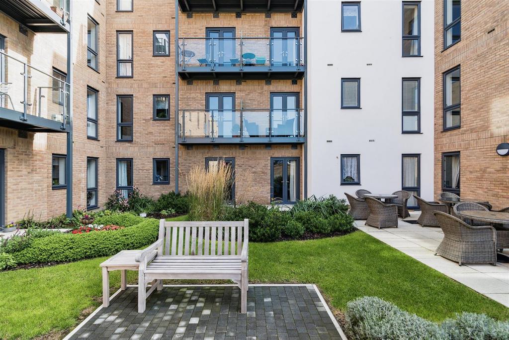 27 Foundry Place, Off the Gosford... 1 bed apartment - £269,000