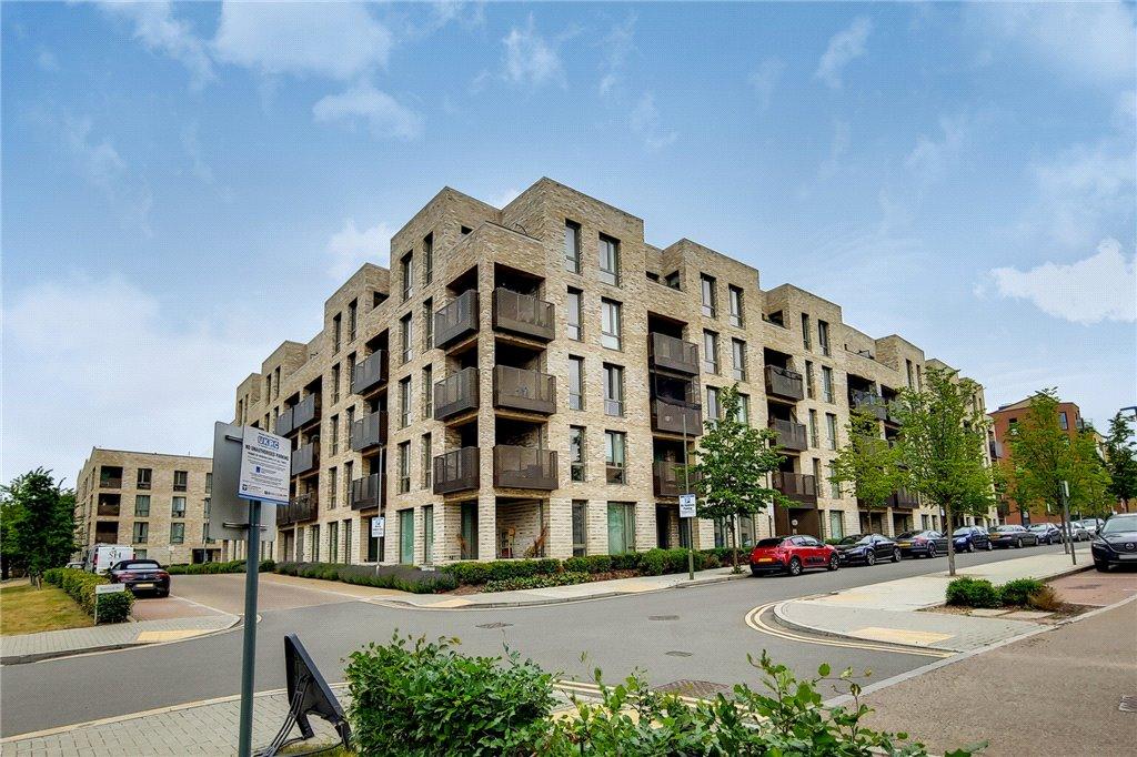 Lacey Drive, Edgware, HA8 1 bed apartment - £1,500 pcm (£346 pw)