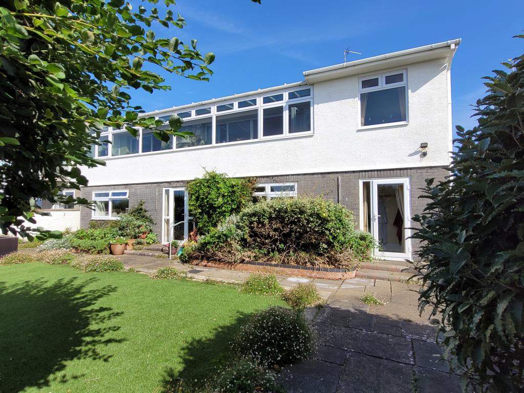 REST BAY CLOSE, REST BAY, PORTHCAWL... 3 bed semi-detached house - £795,000