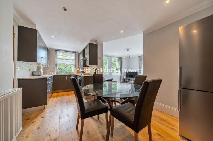 Sundridge Avenue Bromley BR1 2 bed flat - £1,850 pcm (£427 pw)