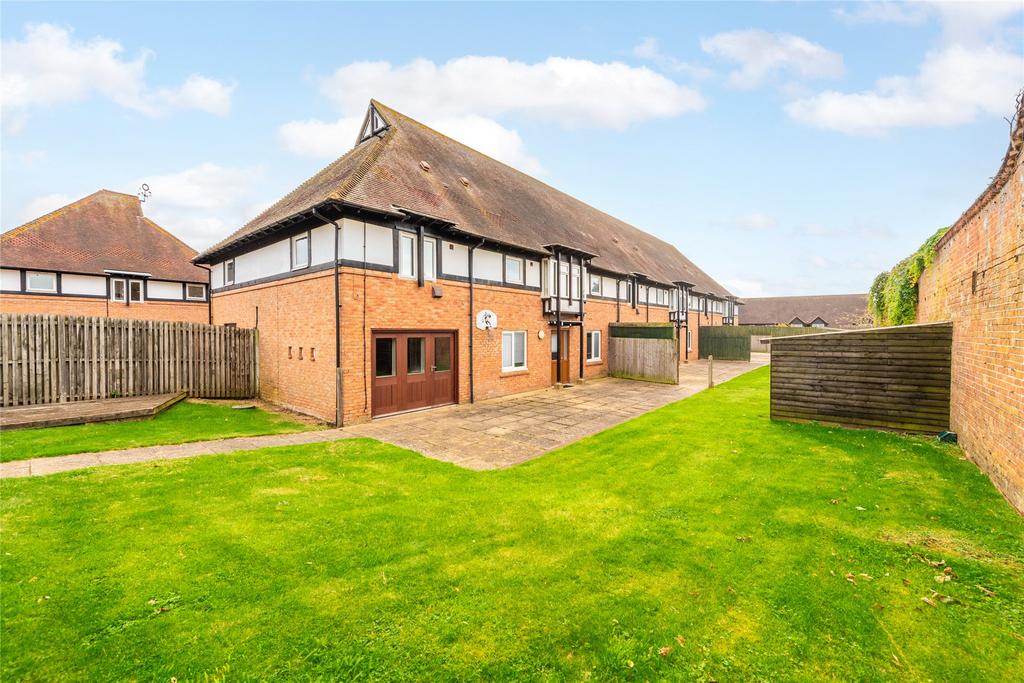 Jenkins Court, Dark Lane, Wingrave... 6 bed house for sale - £550,000