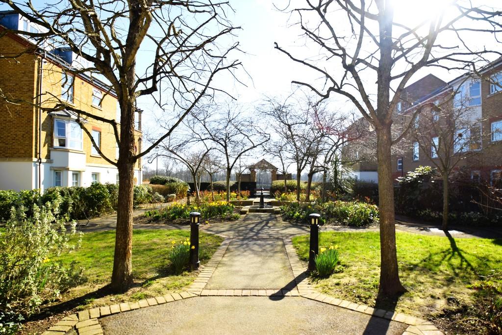 Regency Quay, Chiswick 1 bed apartment to rent - £1,950 pcm (£450 pw)