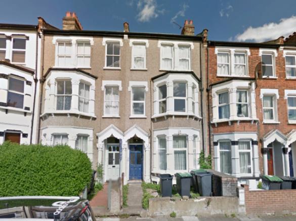 White Hart Lane, London, N17 8HP 1 bed flat - £1,350 pcm (£312 pw)
