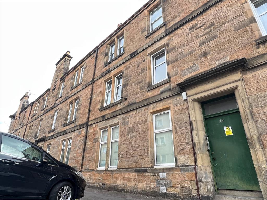 Bruce Street, Stirling Town... 3 bed flat to rent - £1,200 pcm (£277 pw)