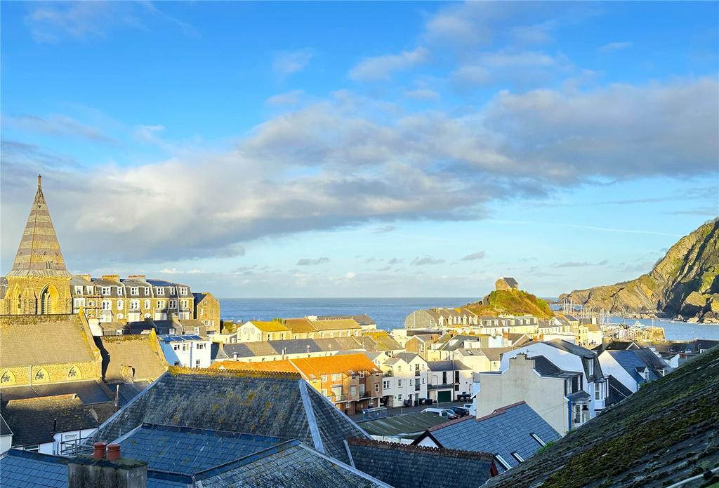 Fore Street, Ilfracombe, North Devon, EX34 2 bed apartment for sale - £ ...