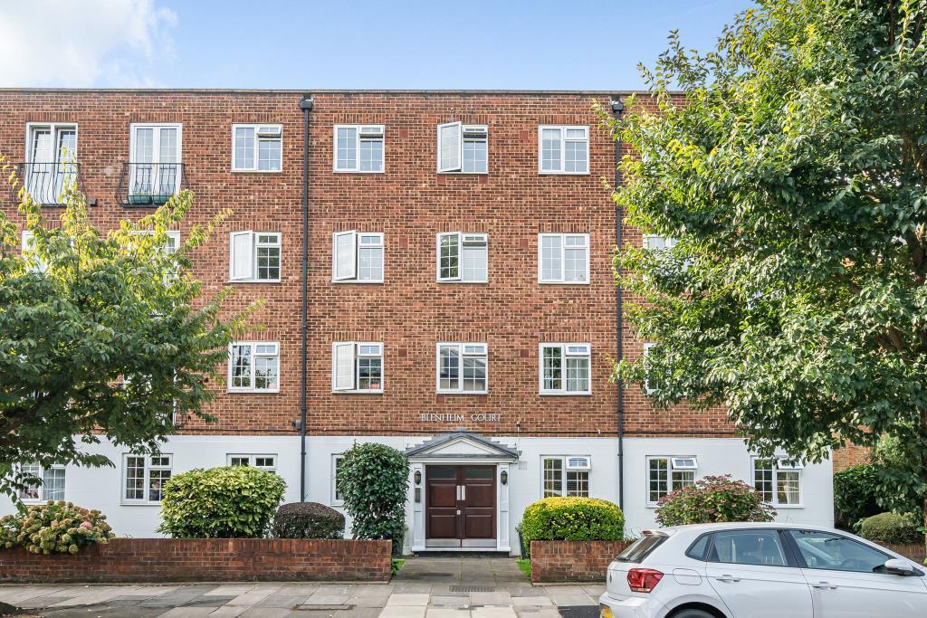 Stanmore Road, Richmond, TW9 2 bed flat - £600,000