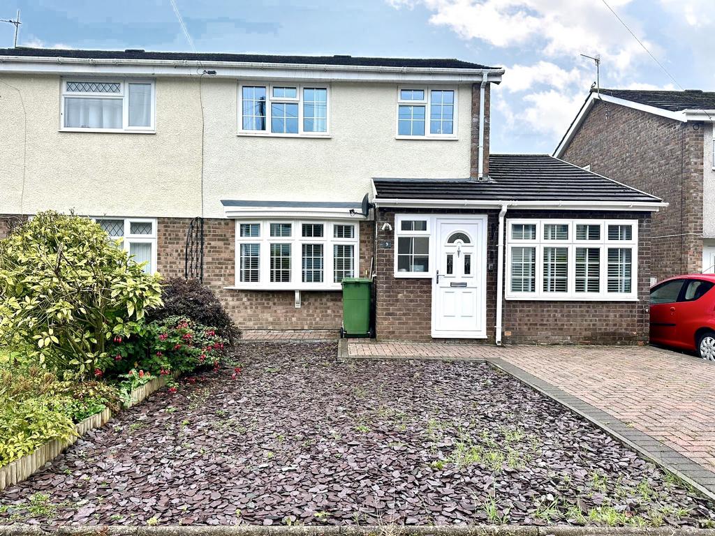 Tonteg, Pontypridd CF38 3 bed semi-detached house for sale - £285,000
