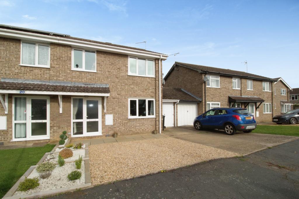 Panton Close, Deeping St James, PE6 8ET 3 bed semi-detached house - £ ...