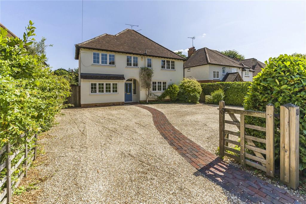 Morley Road, Farnham, Surrey, GU9 4 bed detached house - £4,000 pcm (£ ...