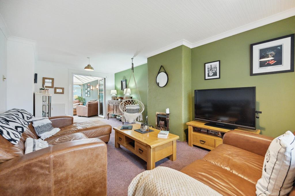 Kirkton Road, Cardross, Argyll and... 2 bed end of terrace house - £155,000