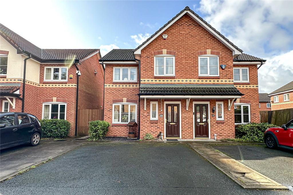 Reedsdale Road, Moston, Manchester, M40 3 bed semi-detached house - £ ...