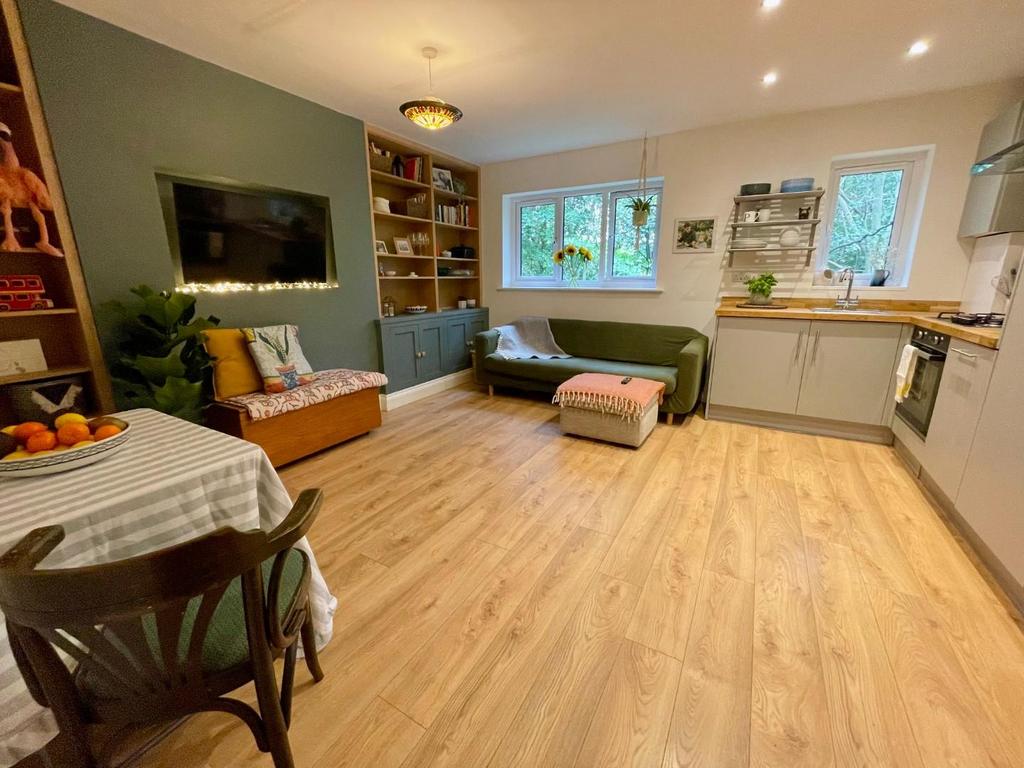 Danes Road, Fallowfield 2 bed flat for sale - £200,000