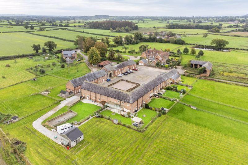 "Chesterton House", 6 Ridley Croft Barns, Ridley 4 bed barn conversion ...