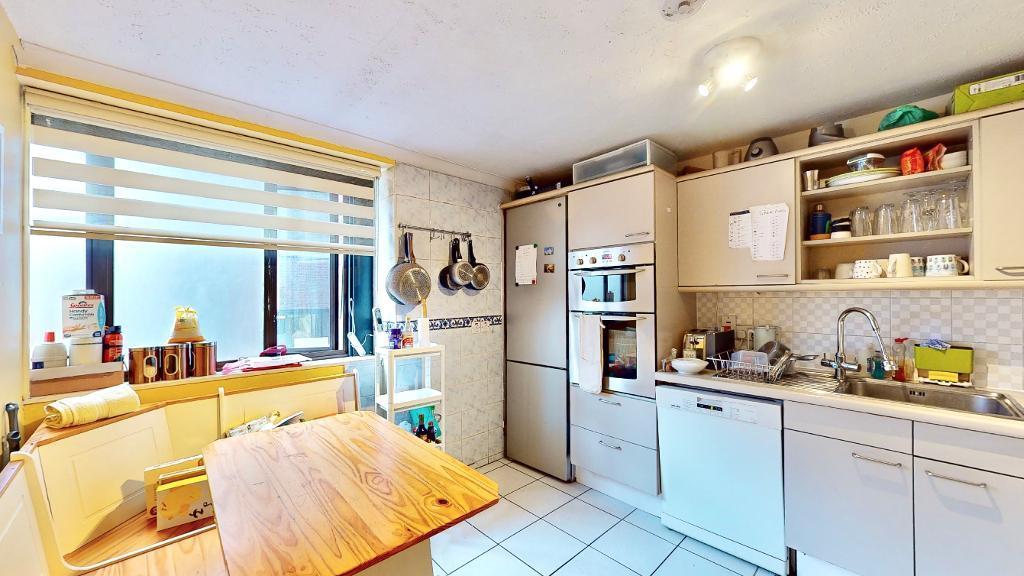 109 Earls Court Road, london, SW5 9RP 3 bed flat for sale - £950,000