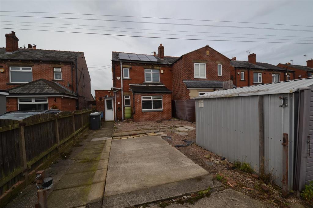 Westroyd Avenue, Hunsworth, Cleckheaton 3 bed semi-detached house - £ ...