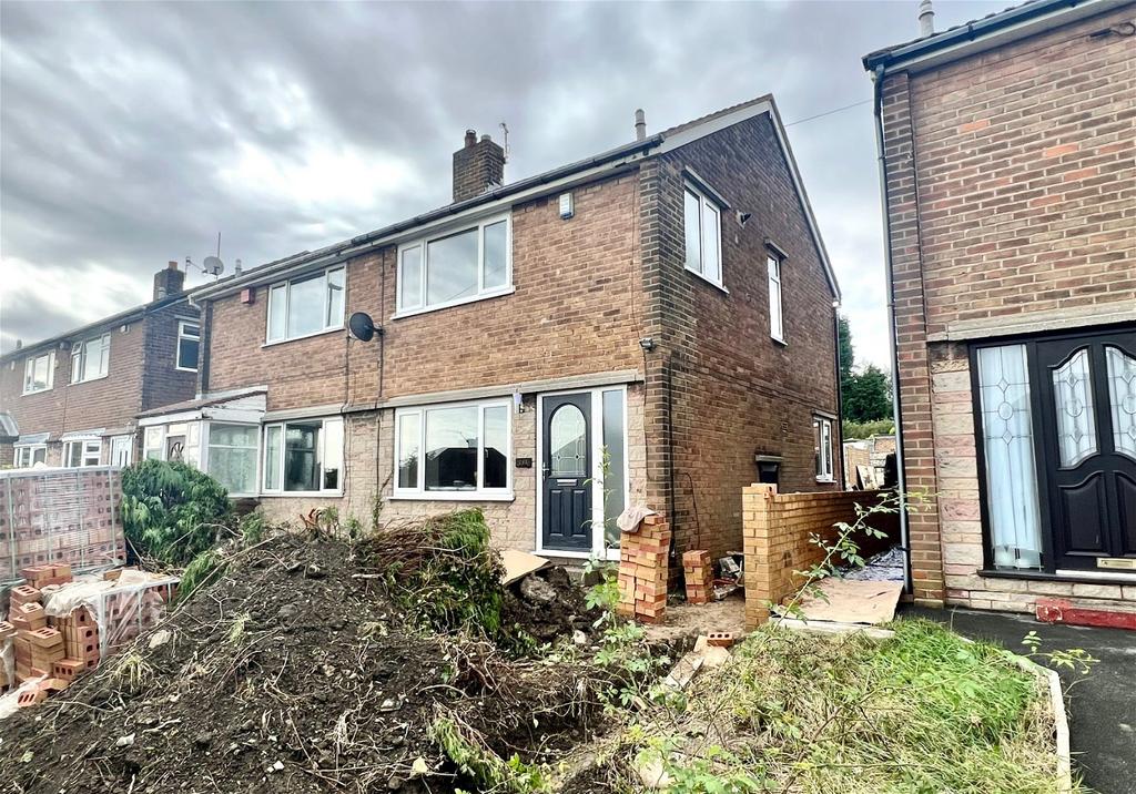Shirecliffe Road, Sheffield, S5 8XA 2 bed semi-detached house - £145,000