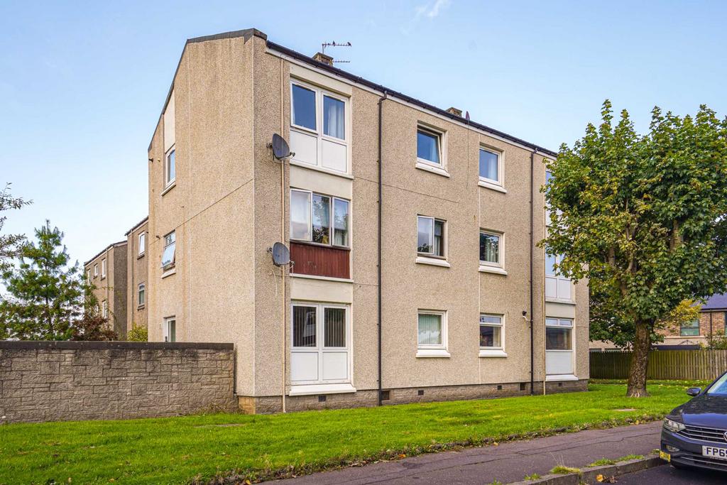 Edward Avenue, Renfrew 1 bed flat - £50,000