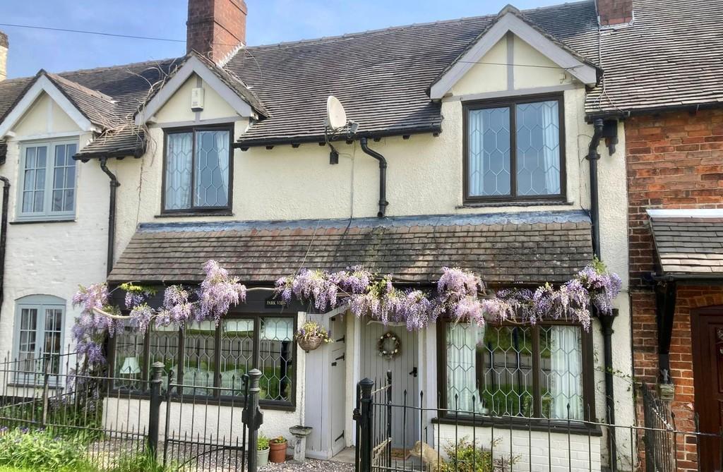 Tatenhill Common, Rangemore 3 bed terraced house - £350,000