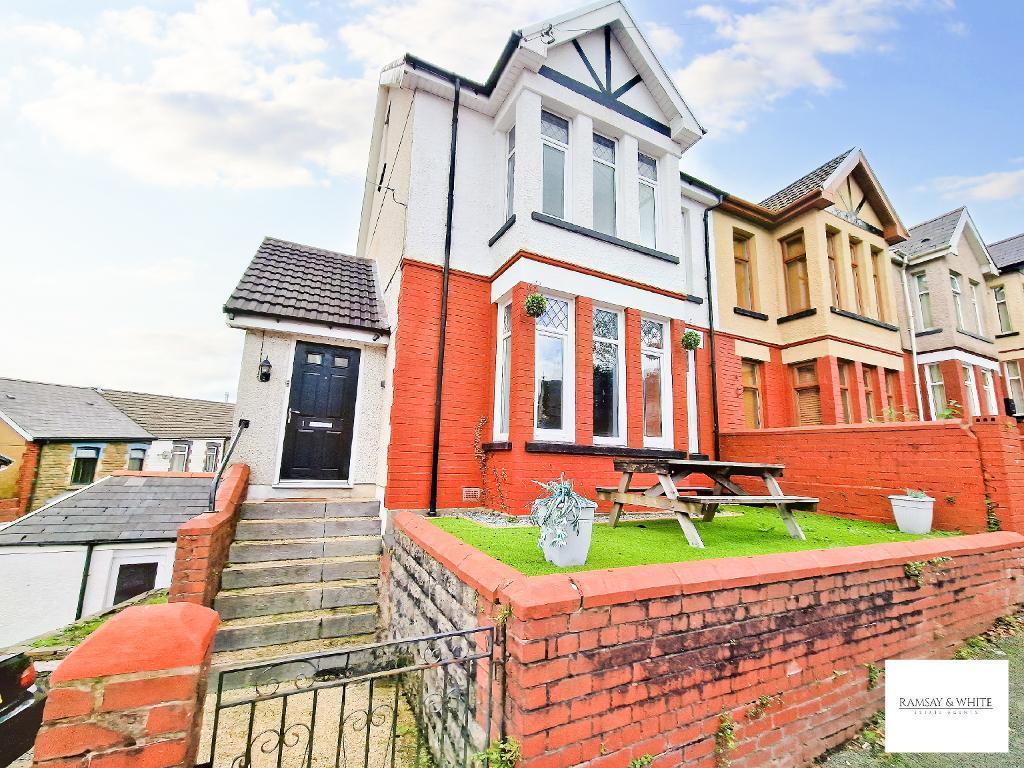 Graig Isaf, Aberdare, CF44 7RD 5 bed semi-detached house for sale - £ ...