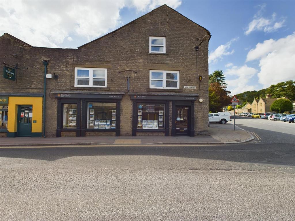 High Street, Leyburn DL8 2 bed character property - £279,000