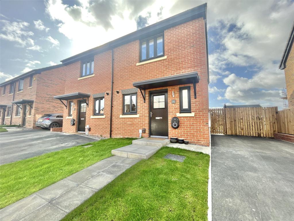 Thistle Way, Callerton, Newcastle Upon Tyne, NE5 2 bed semi-detached ...