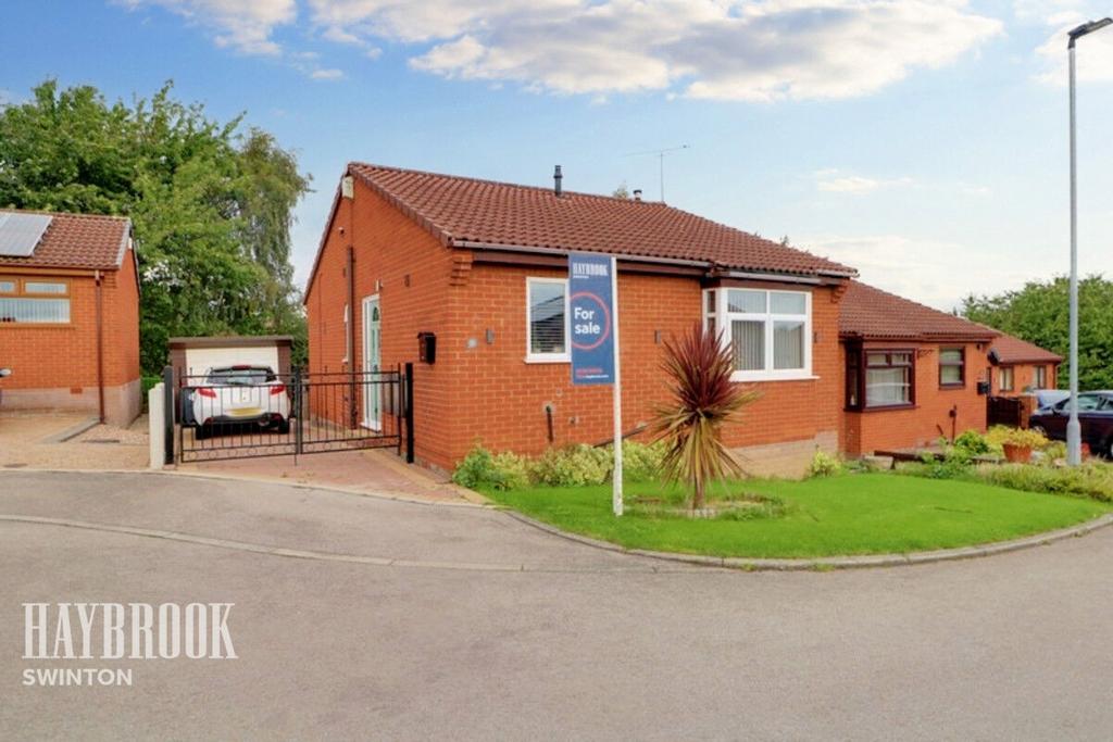 Holmoak Close, Swinton 2 bed bungalow - £190,000
