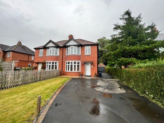 Bishopton Lane, Ripon, North... 3 bed semi-detached house - £1,300 pcm ...