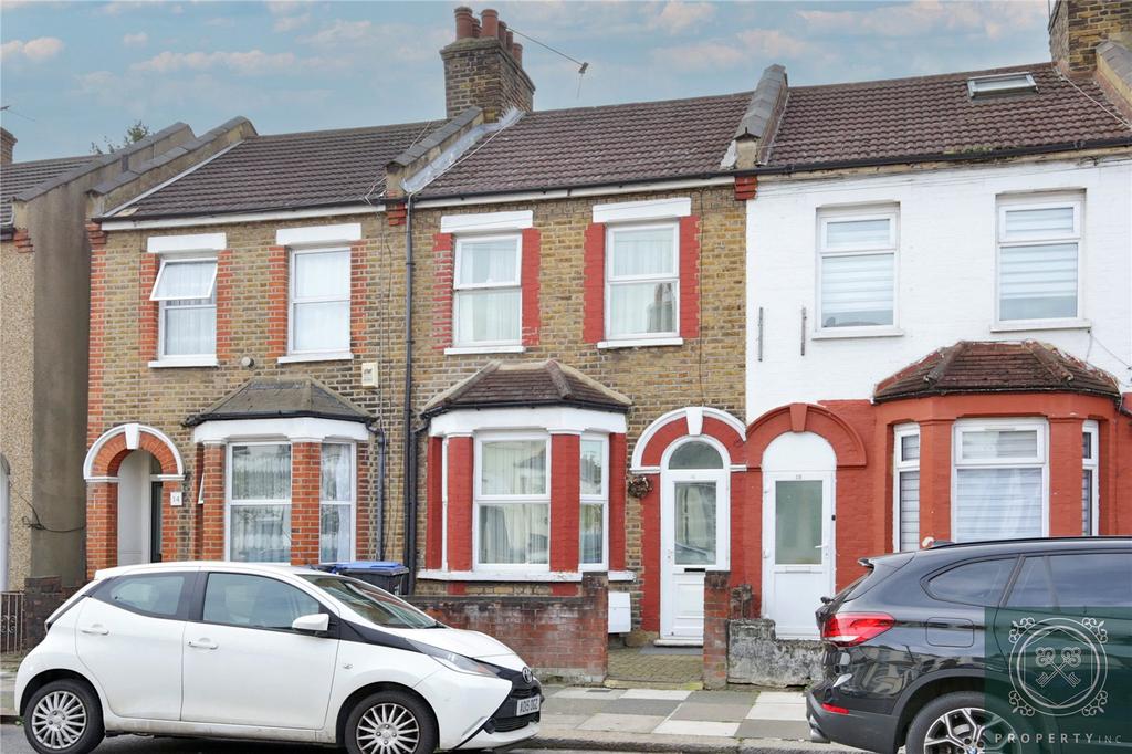 King Edwards Road, London, EN3 2 bed terraced house for sale - £375,000