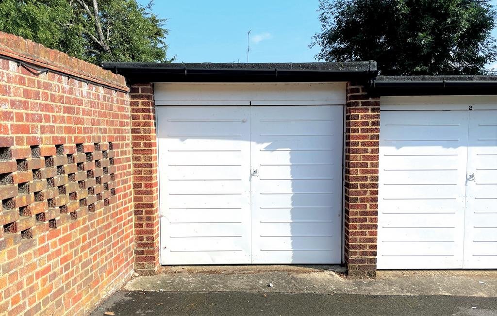 Garage 1 Springbank, Eversley Park... Garage - £18,000