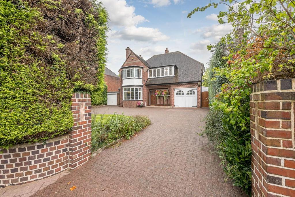 Fitz Roy Avenue Harborne Birmingham 4 Bed Detached House £1 150 000