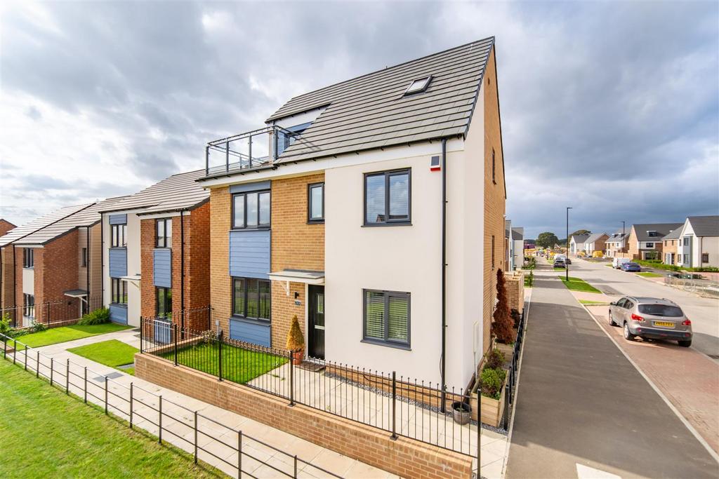 Roseden Way, Newcastle Upon Tyne 5 bed detached house for sale - £399,995