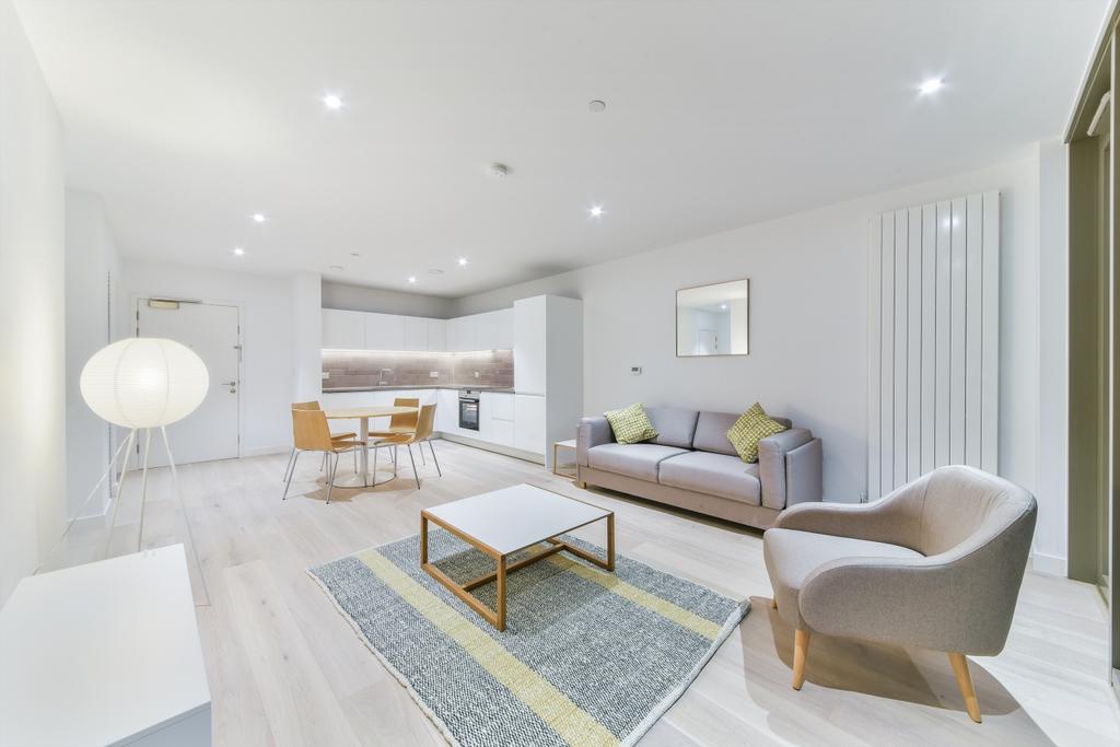 Commodore House, Royal Wharf, Royal... 1 bed apartment - £2,080 pcm (£ ...