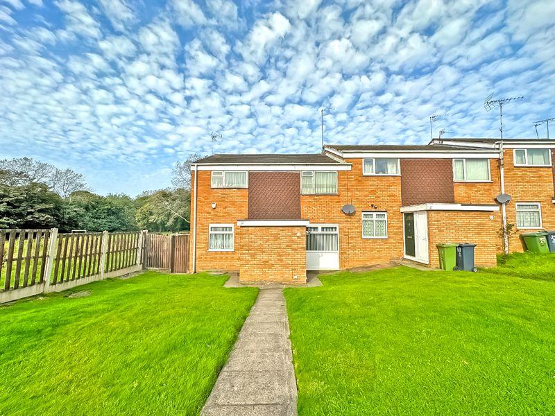 Stirrup Close, Walsall 2 bed apartment - £110,000