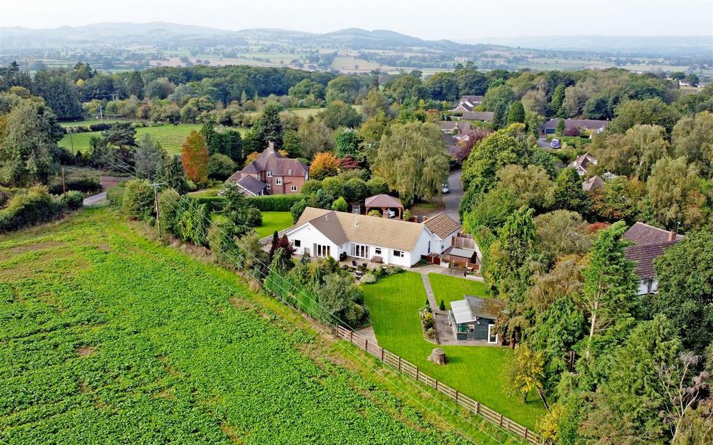Old Coppice, Lyth Hill, Shrewsbury 4 bed detached bungalow for sale - £ ...