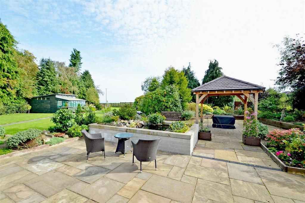 Old Coppice, Lyth Hill, Shrewsbury 4 bed detached bungalow for sale - £ ...