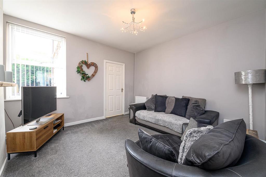 Holland Street, Crewe 3 bed semi-detached house - £149,950