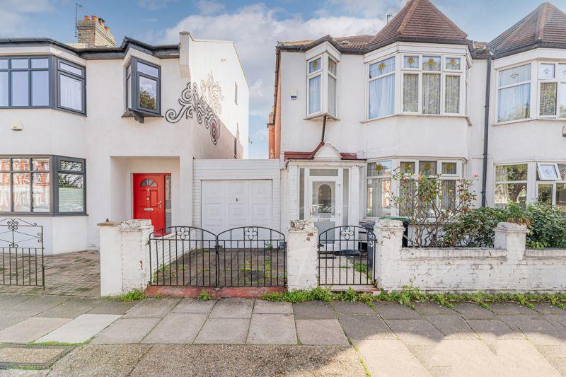 Boundary Road, London, N22 3 bed semi-detached house for sale - £675,000
