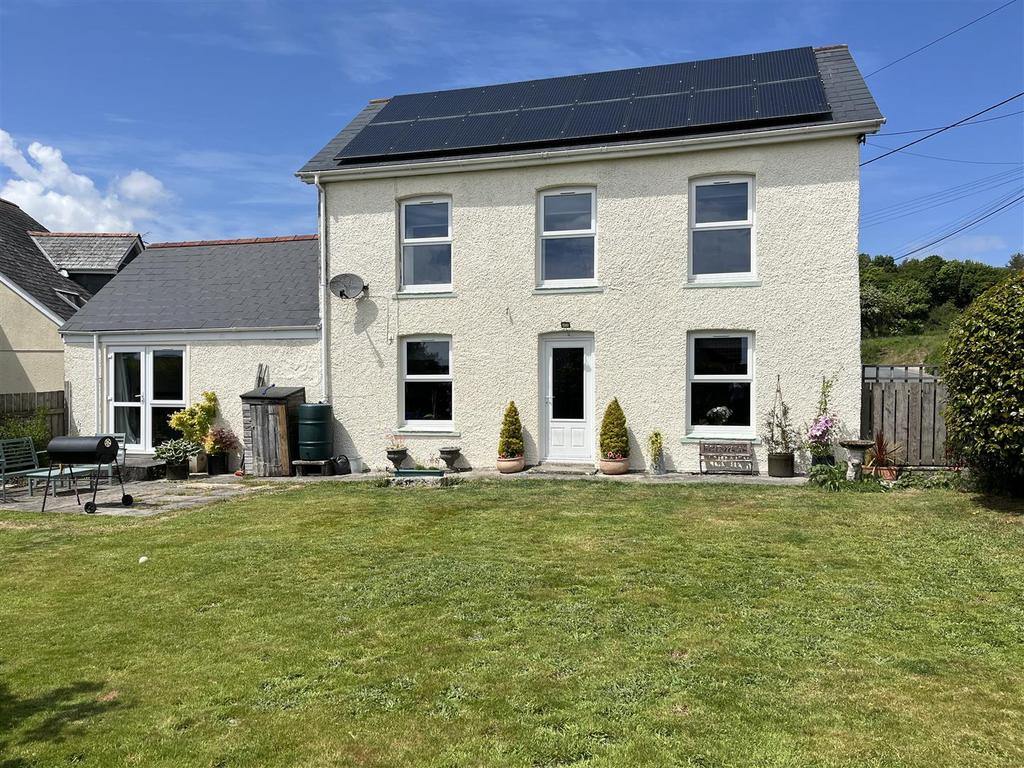 Trethurgy, PL26 4 bed detached house for sale - £430,000
