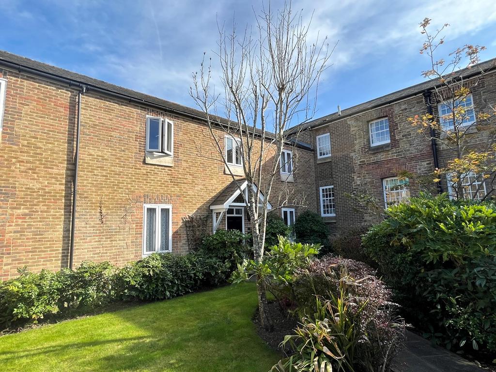 North Trade Road, Battle, TN33 2 bed terraced house - £399,950