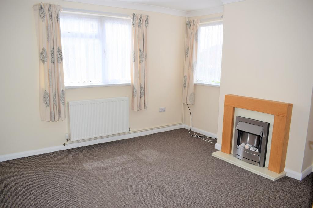 Nettleton Road, Caistor, LN7 2 bed terraced house - £700 pcm (£162 pw)