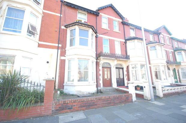 Station Road, Blackpool 2 bed flat to rent - £550 pcm (£127 pw)