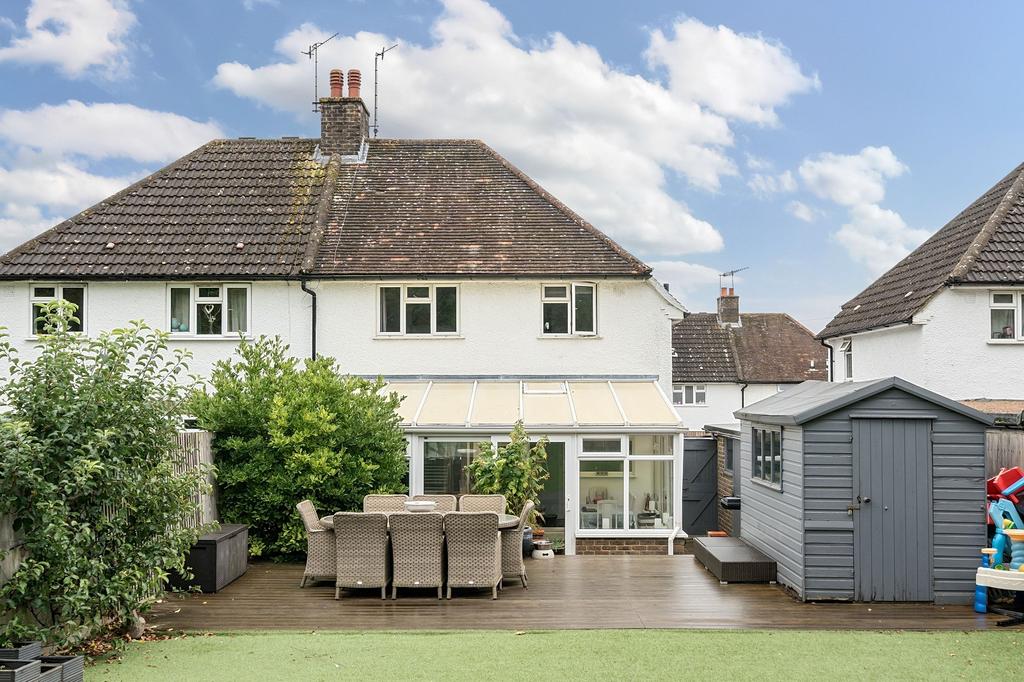 Brook Road, Merstham, Redhill... 3 bed semi-detached house - £425,000
