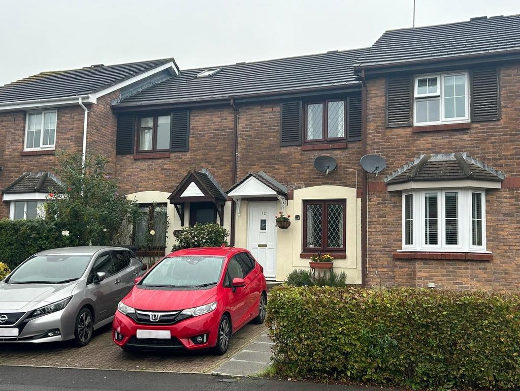Castleton Road, Middleleaze, Swindon 2 bed terraced house - £1,100 pcm ...