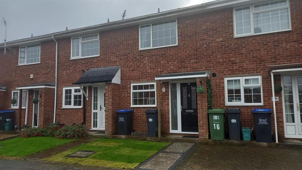 Chapman Close, Radford Semele 2 bed terraced house to rent - £1,100 pcm ...