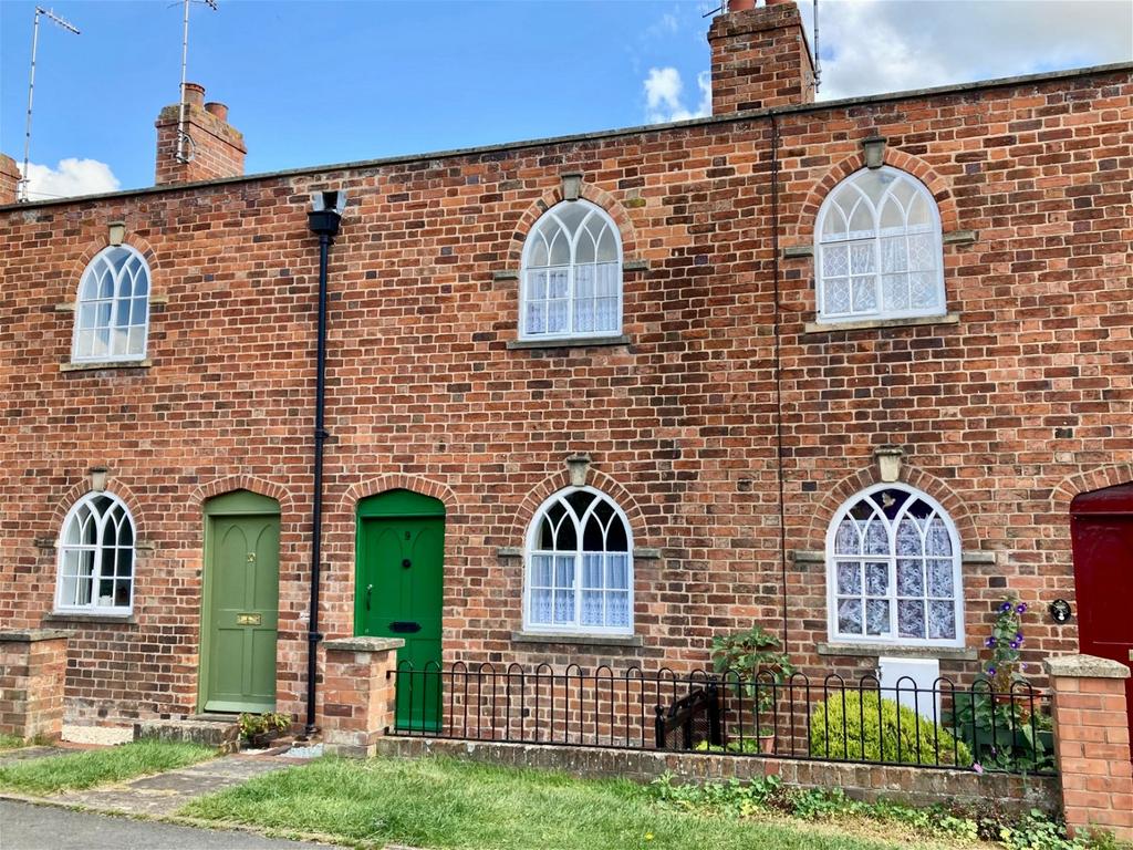 Rynal Street, Evesham, WR11 4QA 1 bed terraced house - £149,950