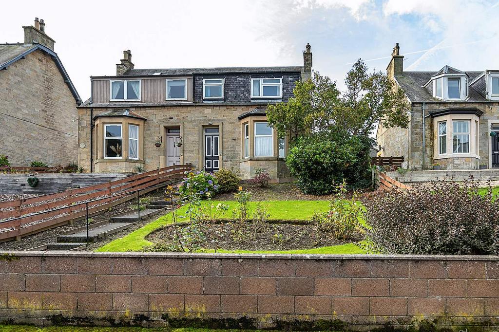 10 Glebe View, Hawick TD9 9JN 3 bed semi-detached house - £160,000