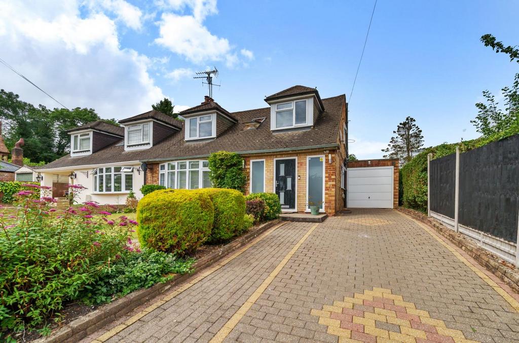 Bell Lane, Hatfield AL9 3 bed semi-detached house - £850,000